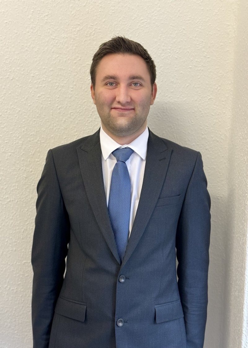 The Team :: Middleton Ross